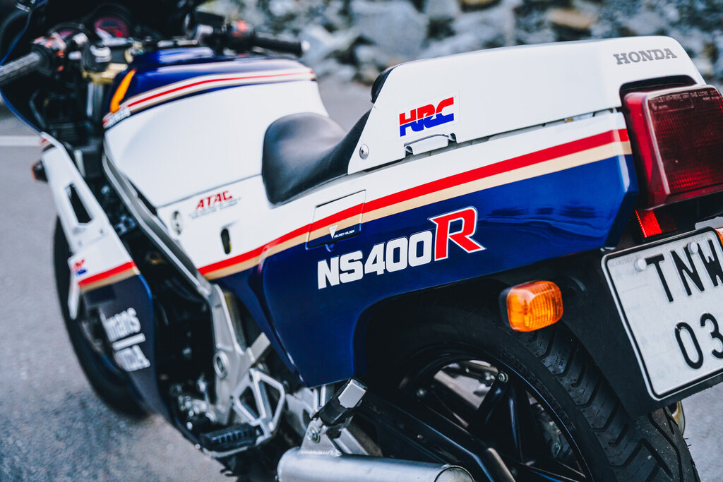 The racing machine NS400R has the right retro touch